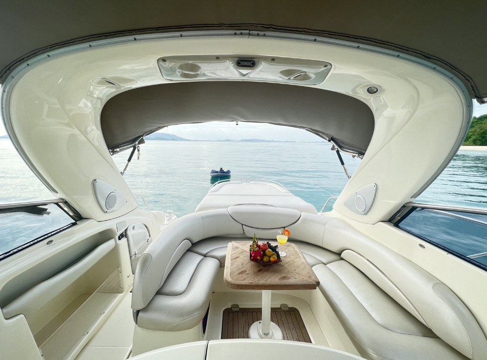YACHT CRANCHI MEDITERRANNEE SPORT 47 FEET -2 CABINS-1150 HP VOLVO ...