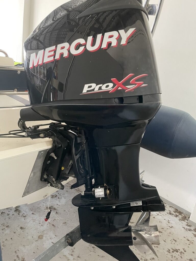 BOAT FALCON 700 RSR - 250 HP MERCURY - Henri Captain