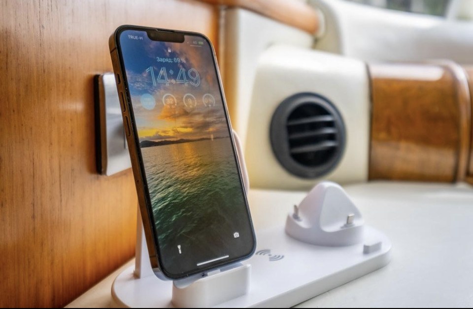 YACHT SEALINE 53 FEET-3 CABINS-1200 HP MAN - Henri Captain